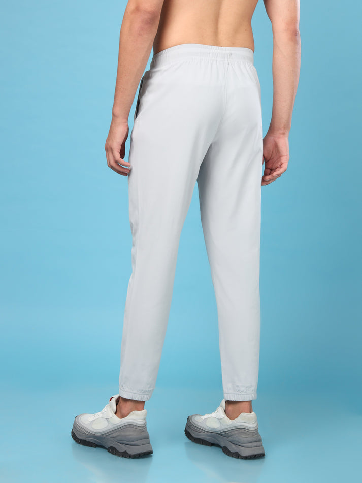 Men Solid Slim Fit Joggers with ELASTOPLUS