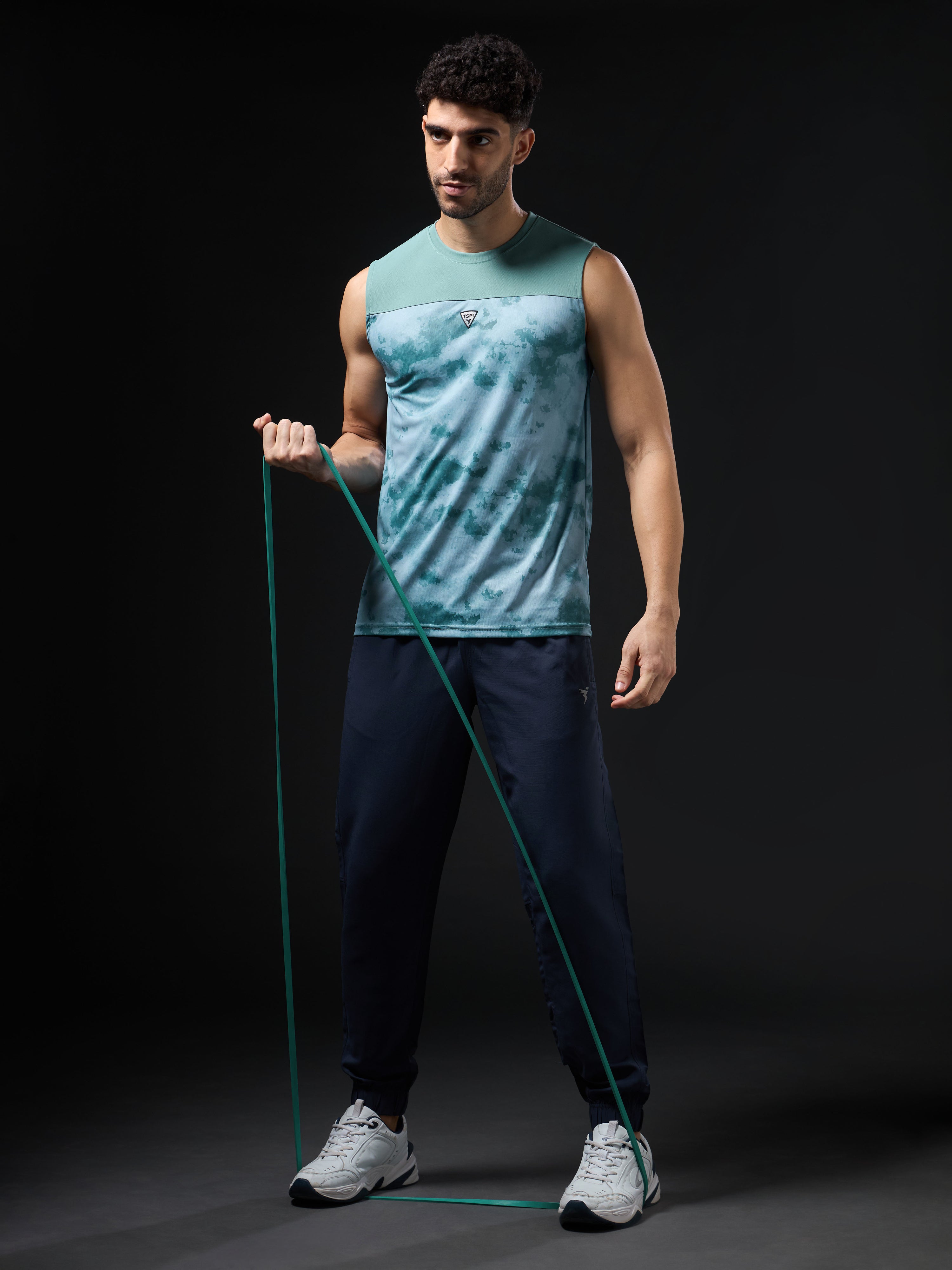 Men Solid Slim Fit Round Neck Sports Innerwear Vest with TECHNOCOOL+