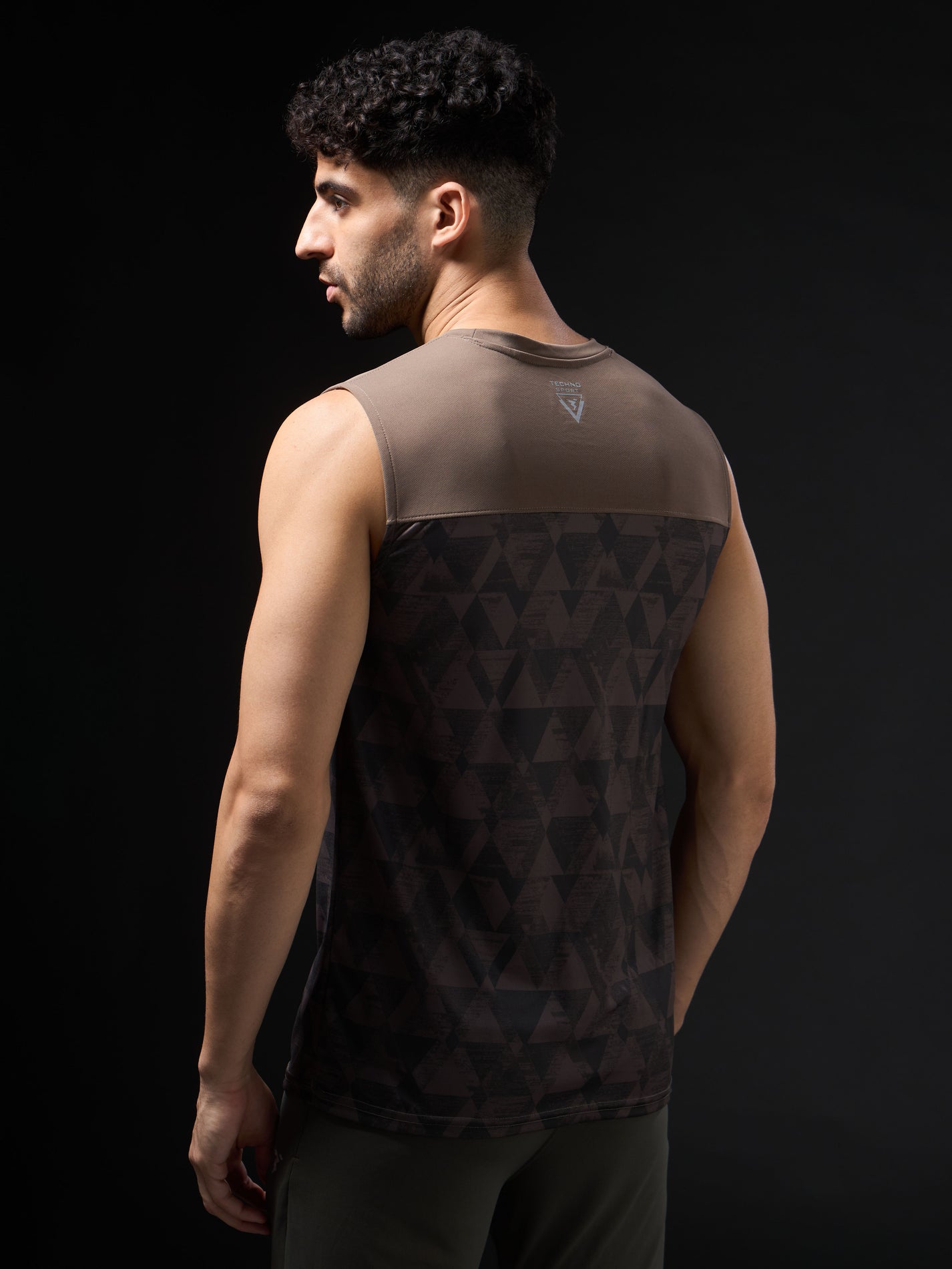 Men Solid Slim Fit Round Neck Sports Innerwear Vest with TECHNOCOOL+