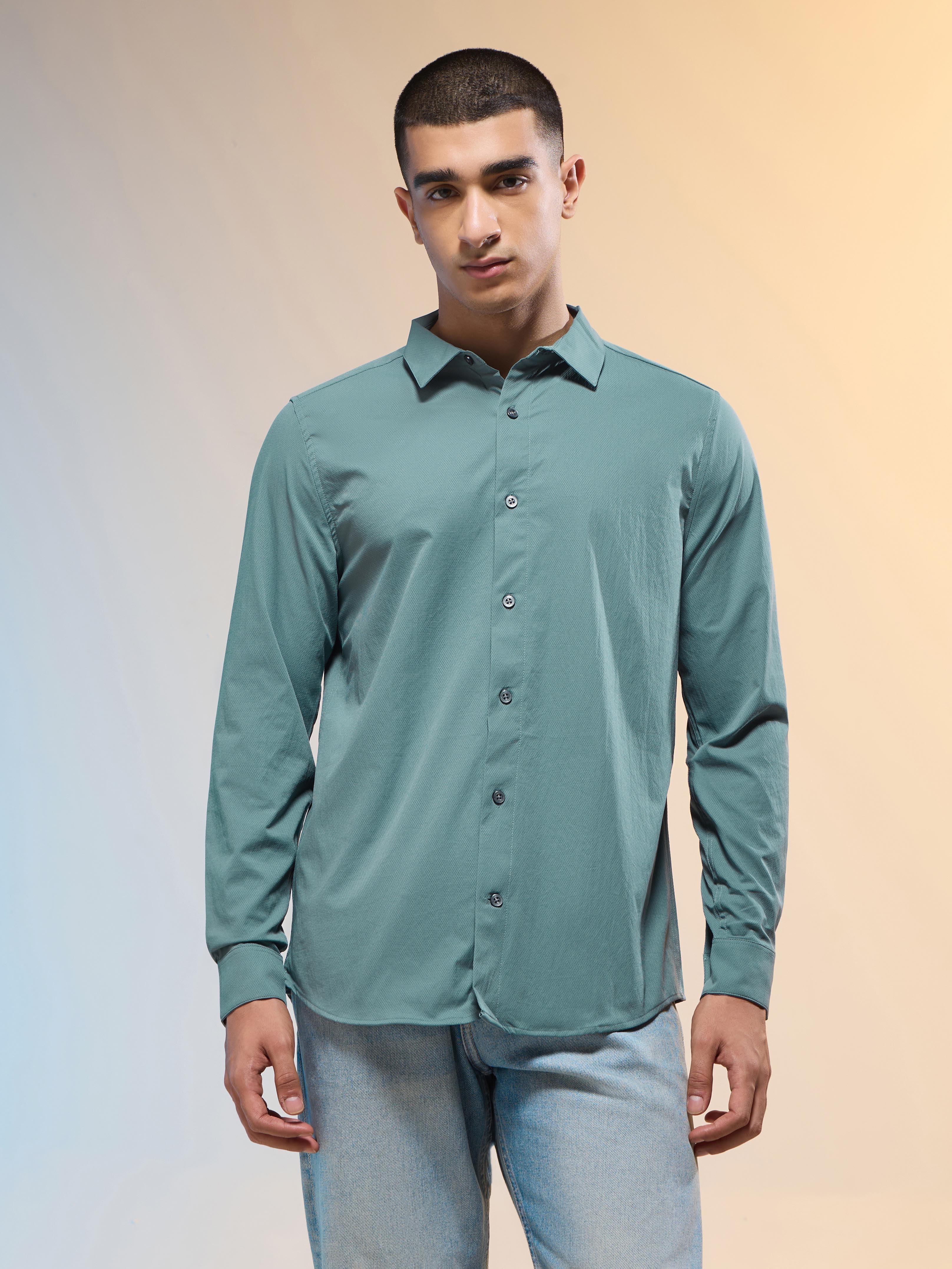 Men Solid Slim Fit Spread Collar Shirt with TS LYTRA