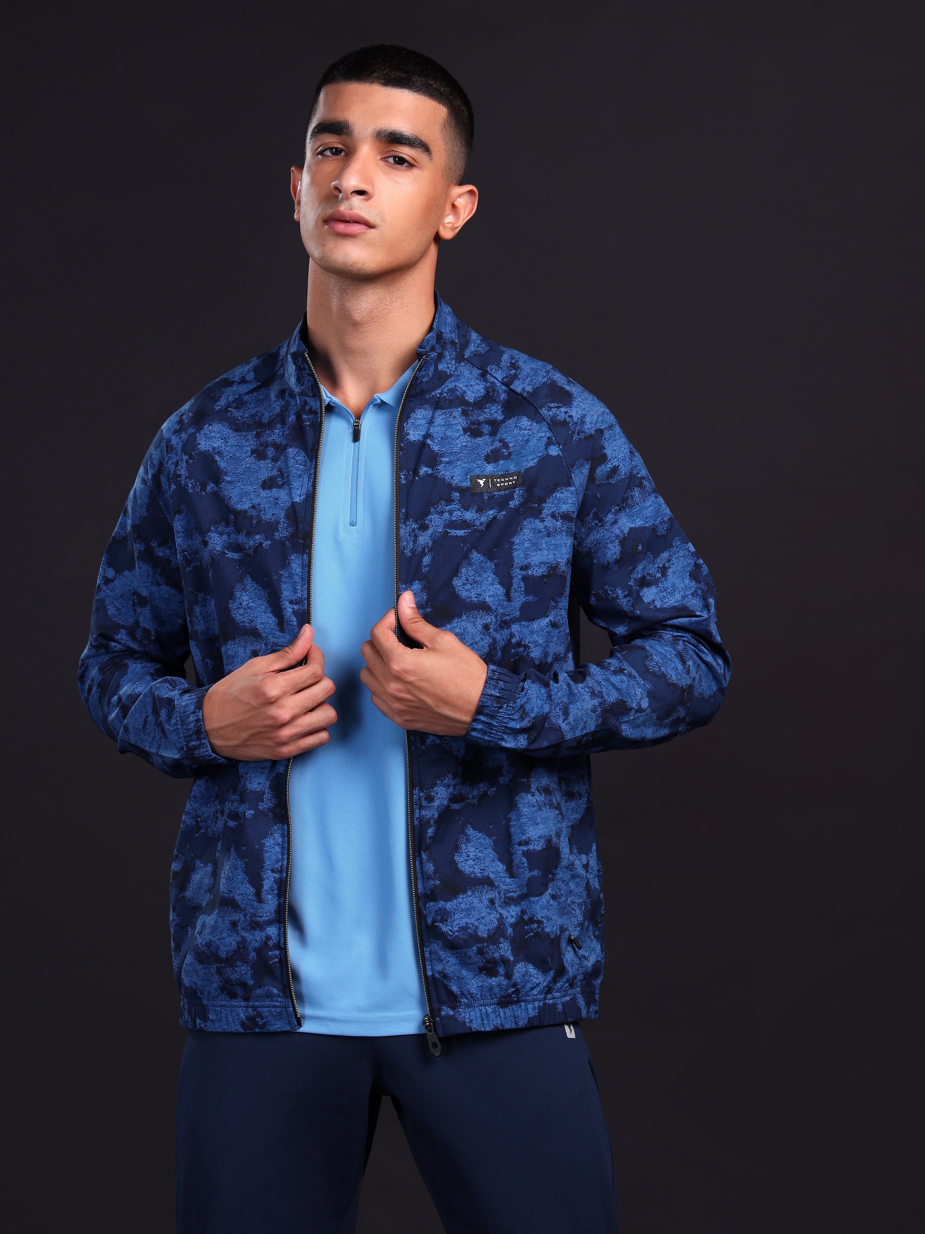 Men Printed Slim Fit Mock Neck Jacket with TS FLEXI