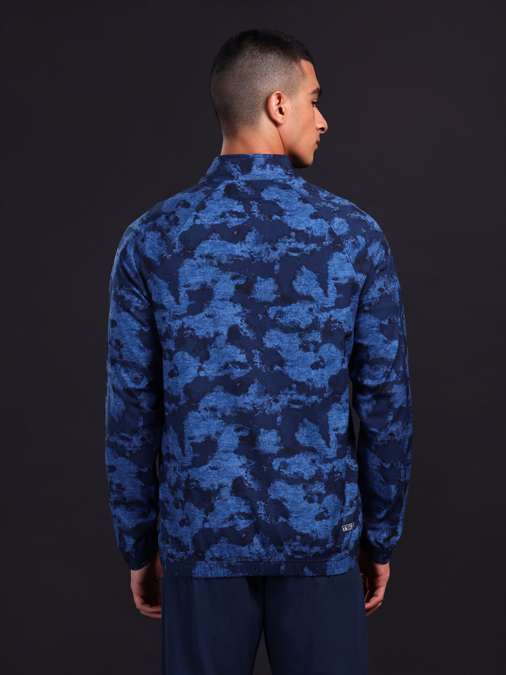 Men Printed Slim Fit Mock Neck Jacket with TS FLEXI
