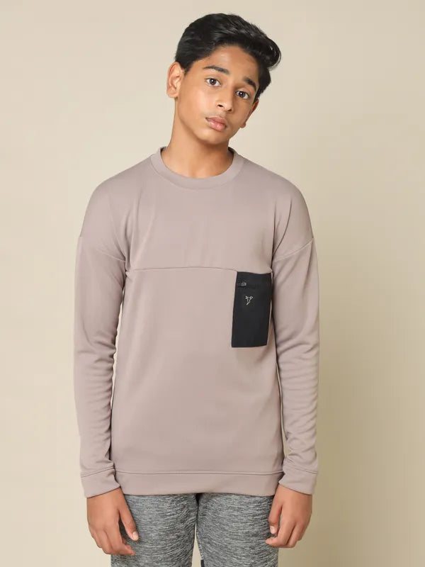 Boys Slim Fit Crew Neck Pullover with Techno Dry